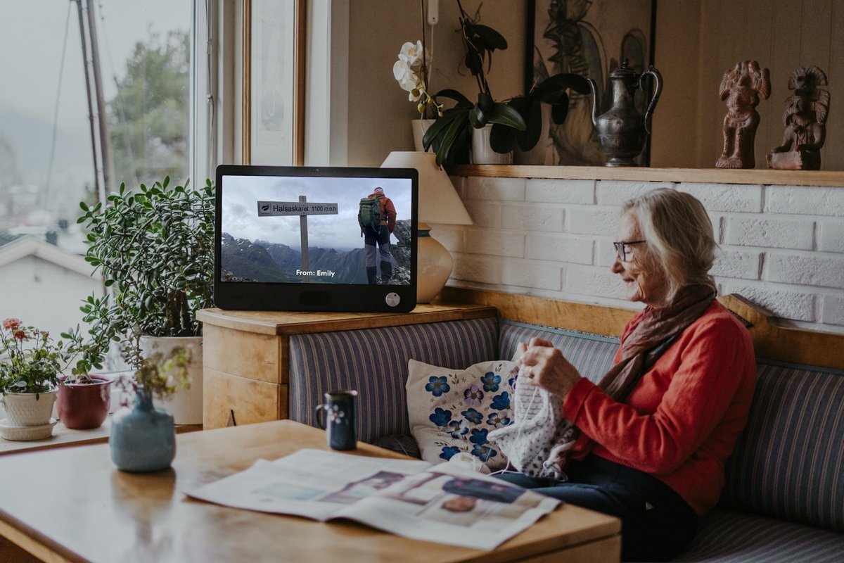 No Isolation KOMP (v2) the one button screen Smartphone kopen ...